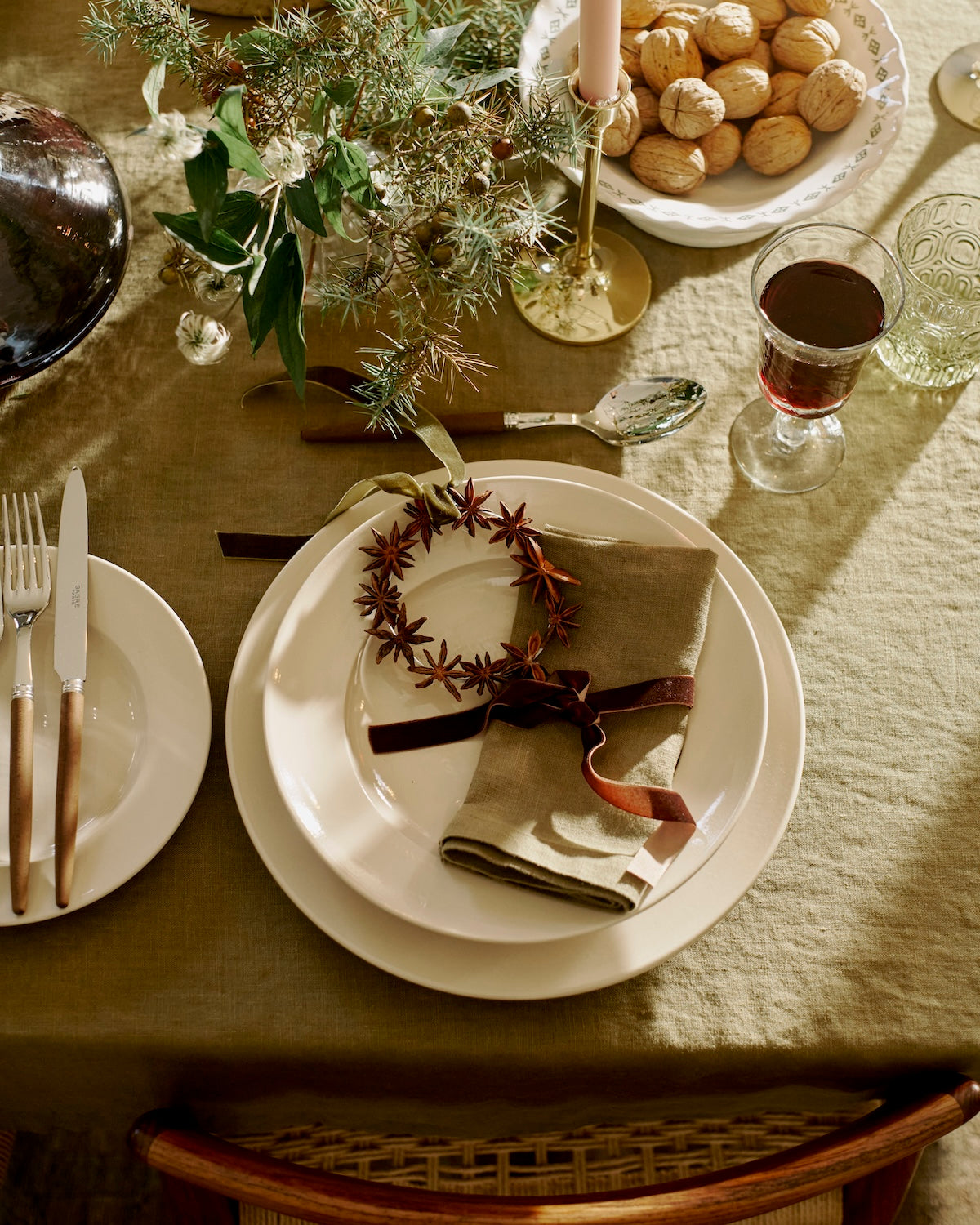 Star Anise Wreaths: A Craft for Your Holiday Table and Decor – AyrBarns.com
